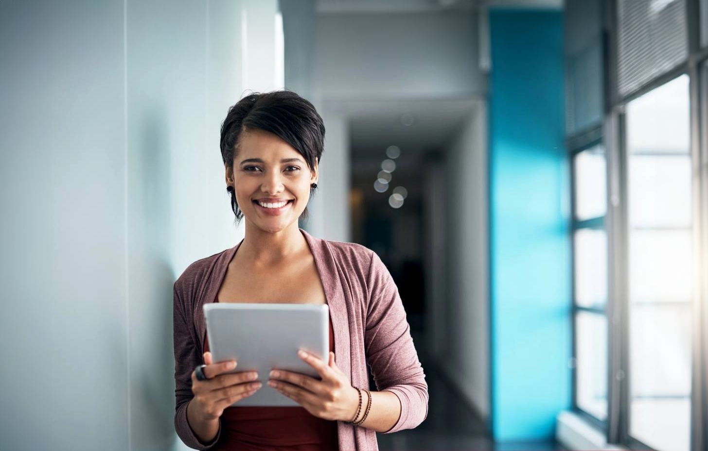 5 QUESTIONS TO ASK BEFORE ACCEPTING A HIGHER-PAYING JOB - Alliance ...